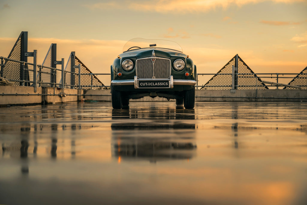 1952 Rover Jet1 Replica for Hire, London & UK | Cut to the Classics ...