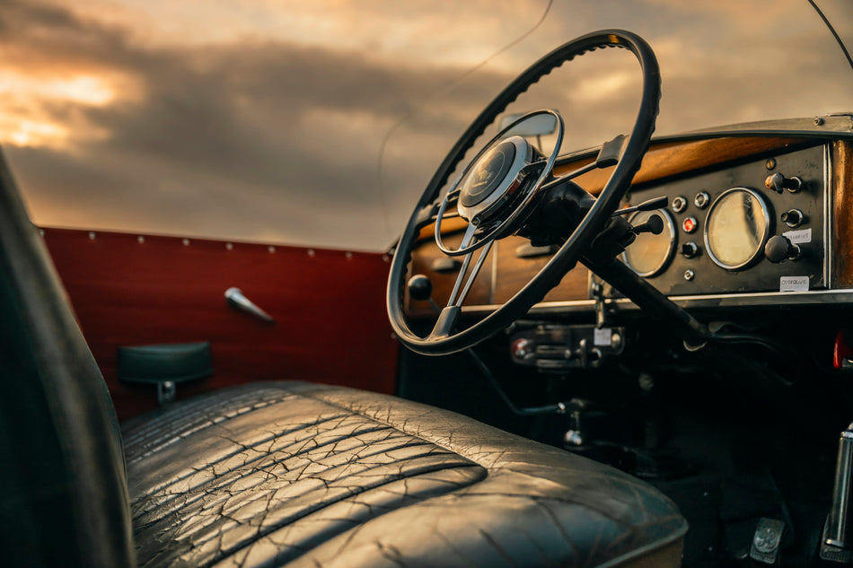1952 Rover Jet1 Replica for Hire, London & UK | Cut to the Classics ...