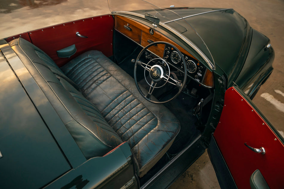 1952 Rover Jet1 Replica for Hire, London & UK | Cut to the Classics ...