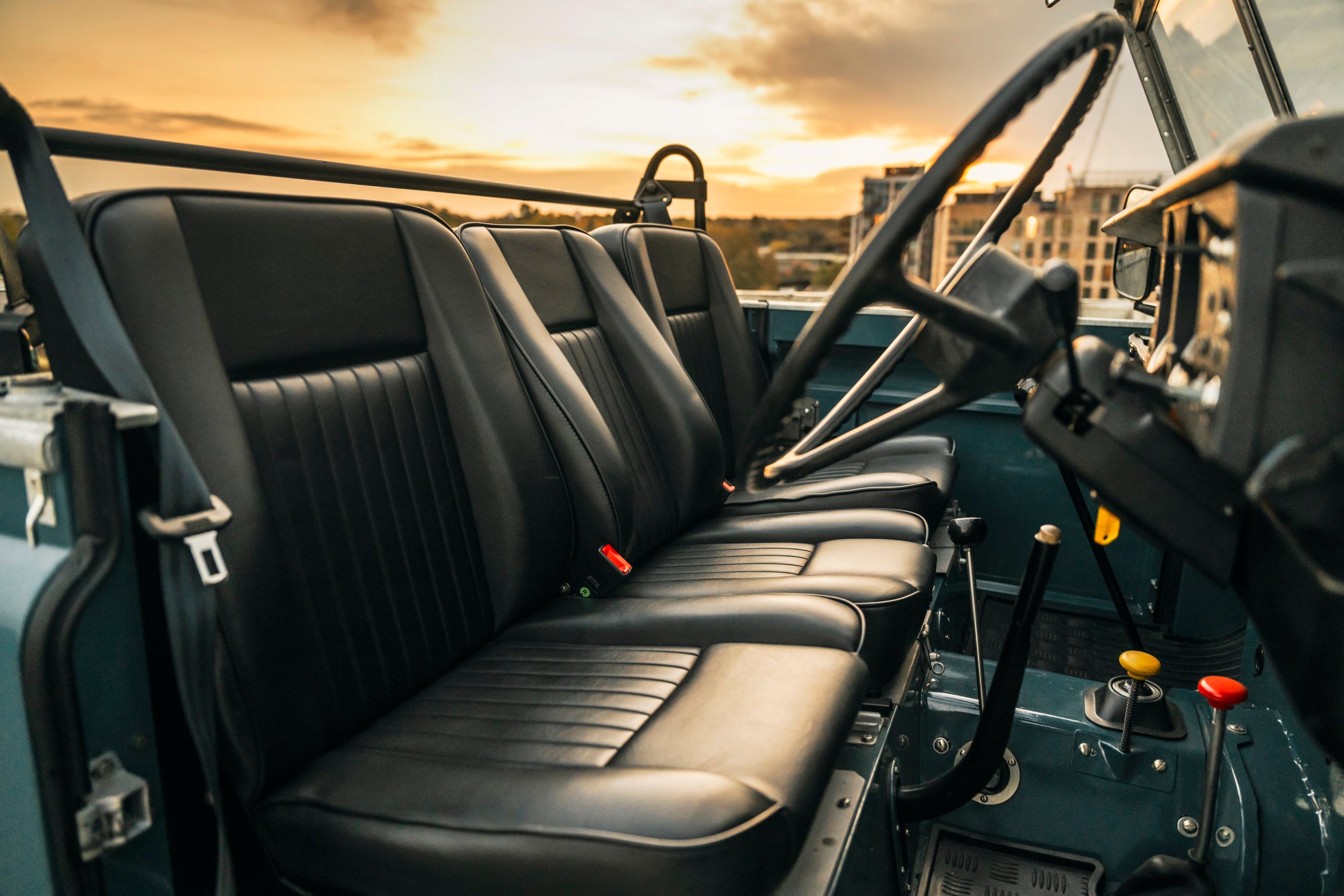 Classic 1980 Land Rover Series 3 for Hire London | Cut to the Classics ...